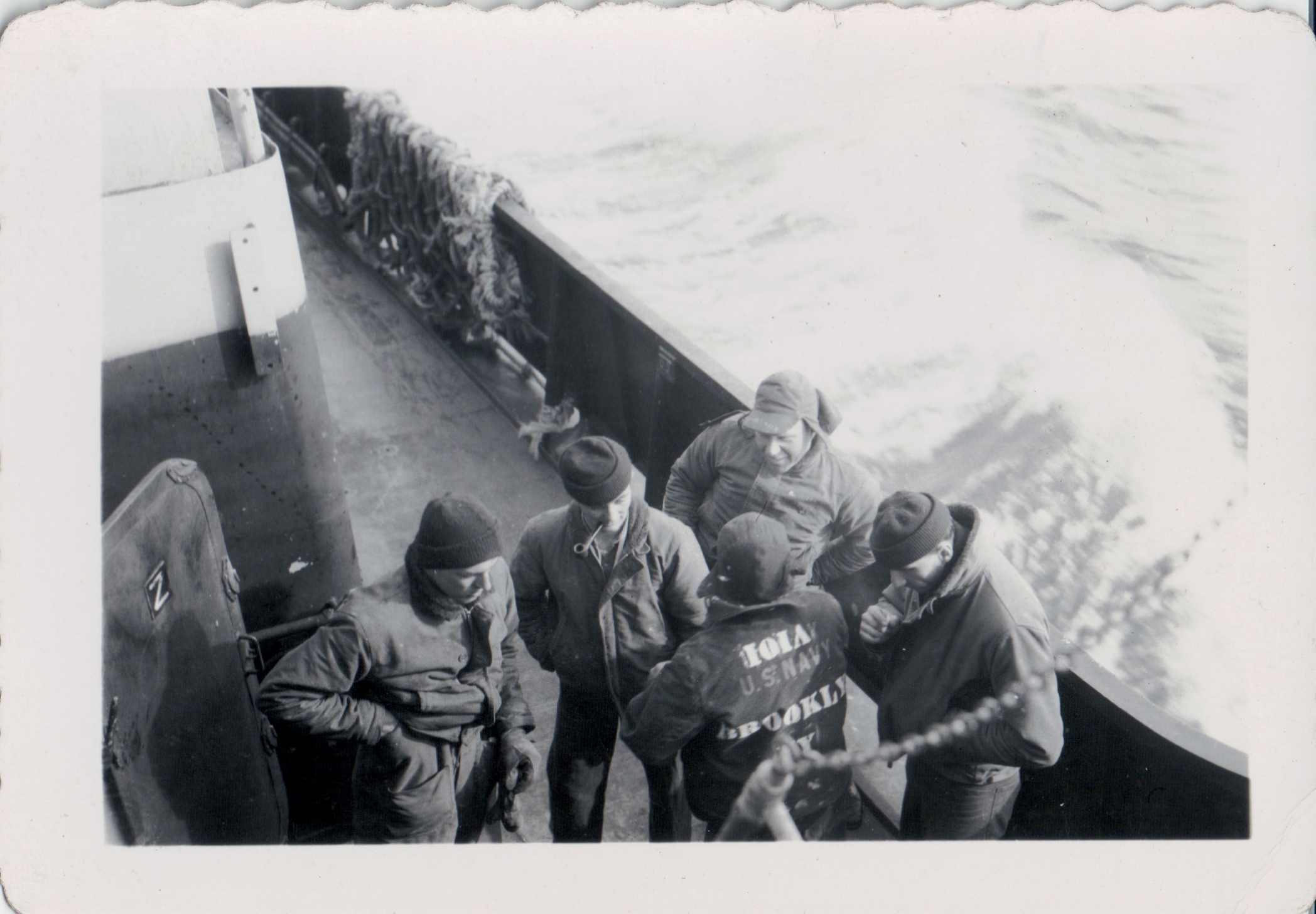 Shipmates – The USS Dale W Peterson, DE-337